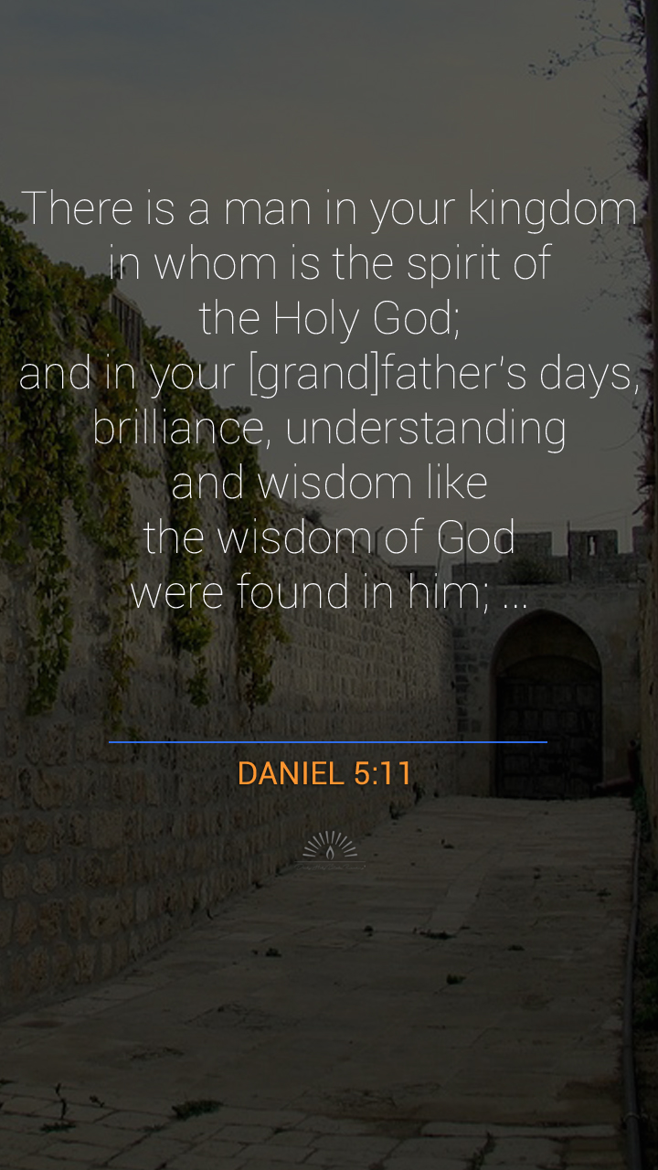 Daniel Chapter 5 | Daily Holy Bible Reading